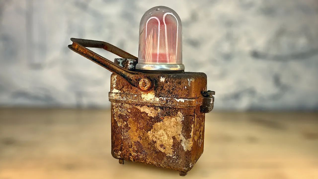 Restoring a vintage railroad lamp