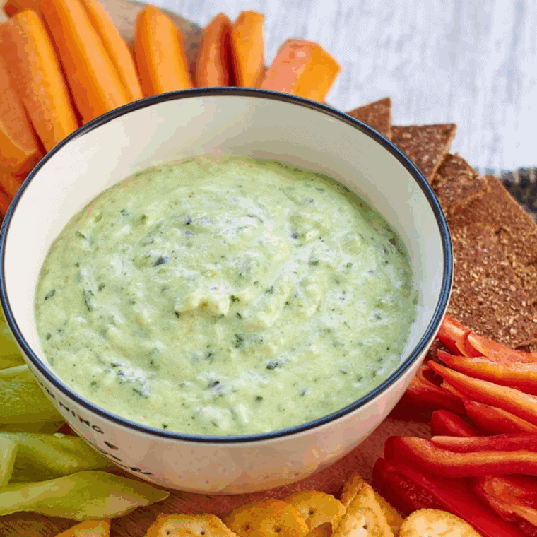 These 24+ picnic snacks travel like champs—no soggy disasters allowed