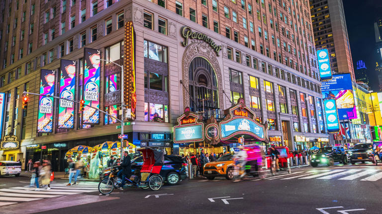 WWF New York: Why Fans Still Miss The Wild WWE Restaurant Era