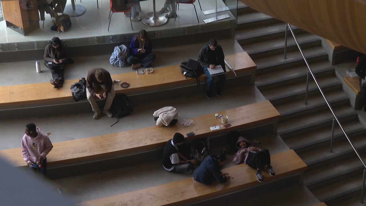 B.C. student loan delays leave students uncertain amid public workers ...