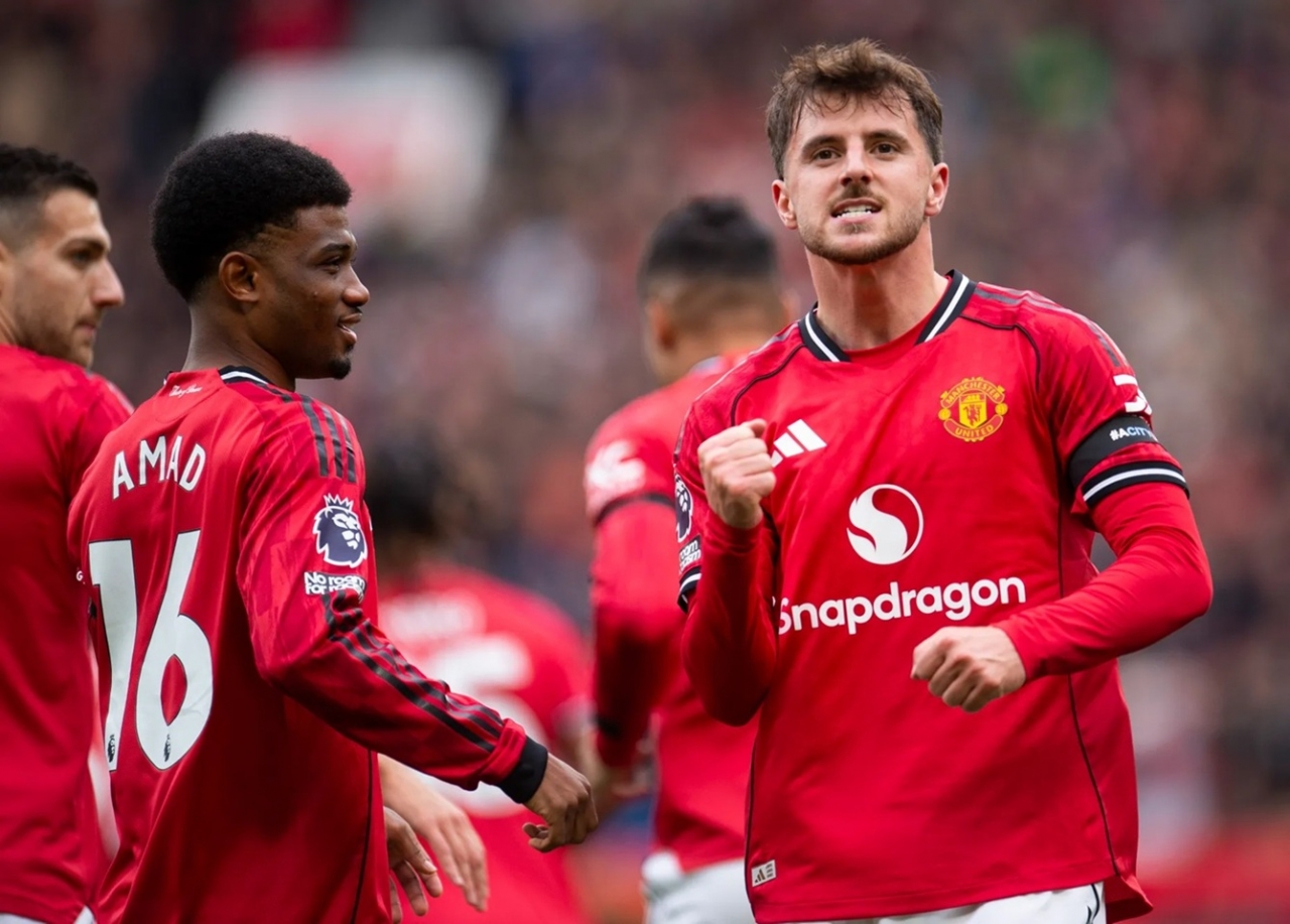 Ngoại hạng Anh: Arsenal lên đầu bảng xếp hạng, Man Utd tìm lại niềm vui ...