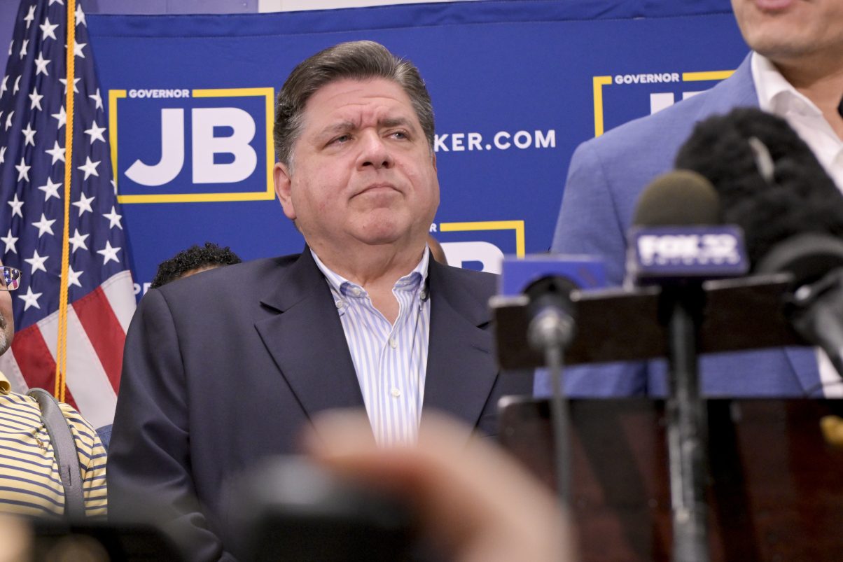 Trump to federalize Illinois National Guard: Pritzker