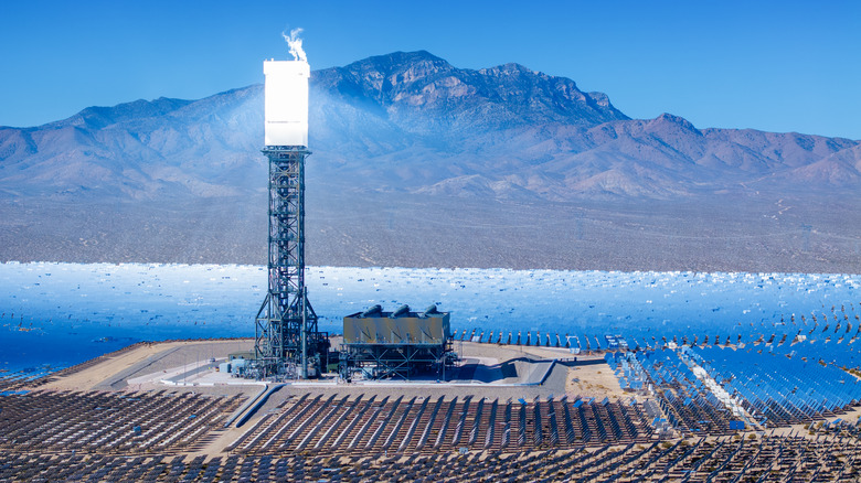 $2B California Solar Plant To Shut Down After A Decade For The Most ...
