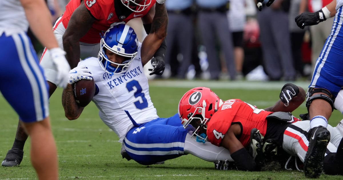 Georgia Rolls Past Kentucky in 35-14 Blowout