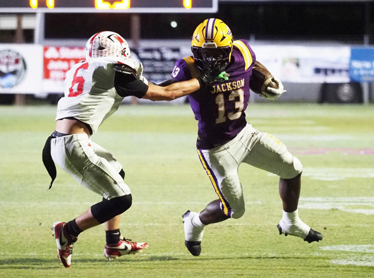 Tank maneuvers, big wins and more from Week 7 of Alabama HS football