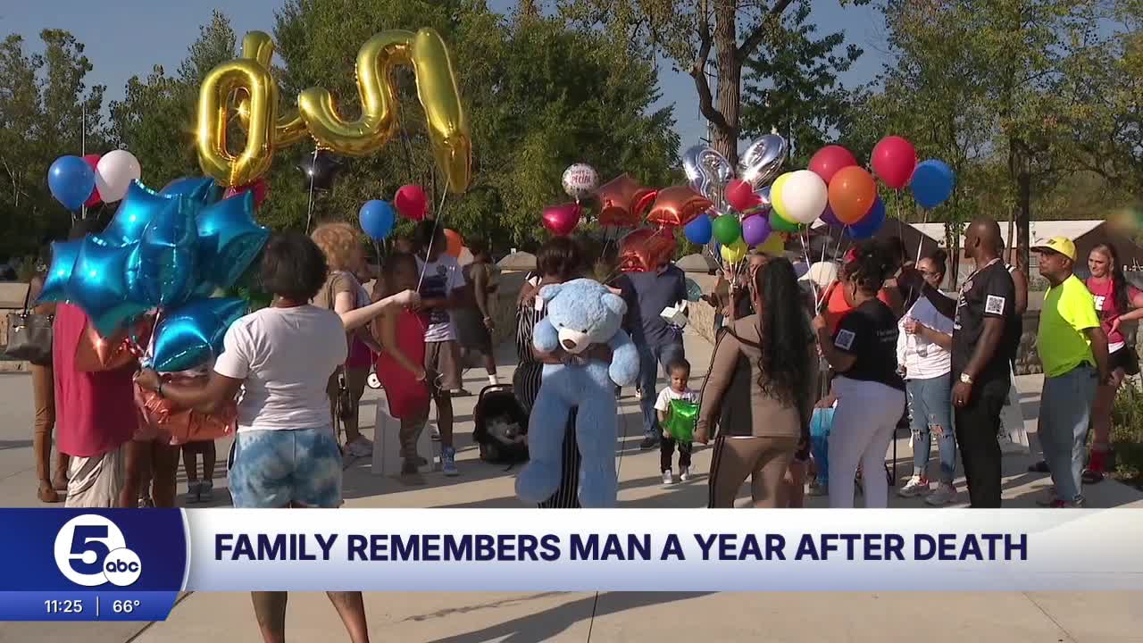 Family of Garfield Heights man shot at Dunkin' honors him 1 year later