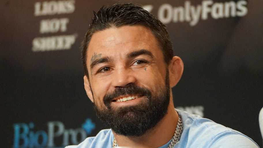 BKFC 82 Results: Mike Perry Defends King of Violence Title Against ...