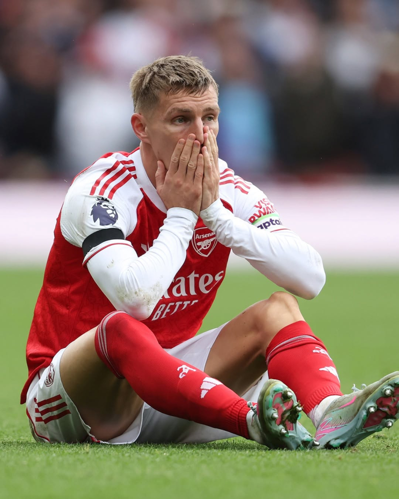 ‘주장에게 무슨 일이…’ EPL 역대 최초 3G 연속 전반전 교체 OUT