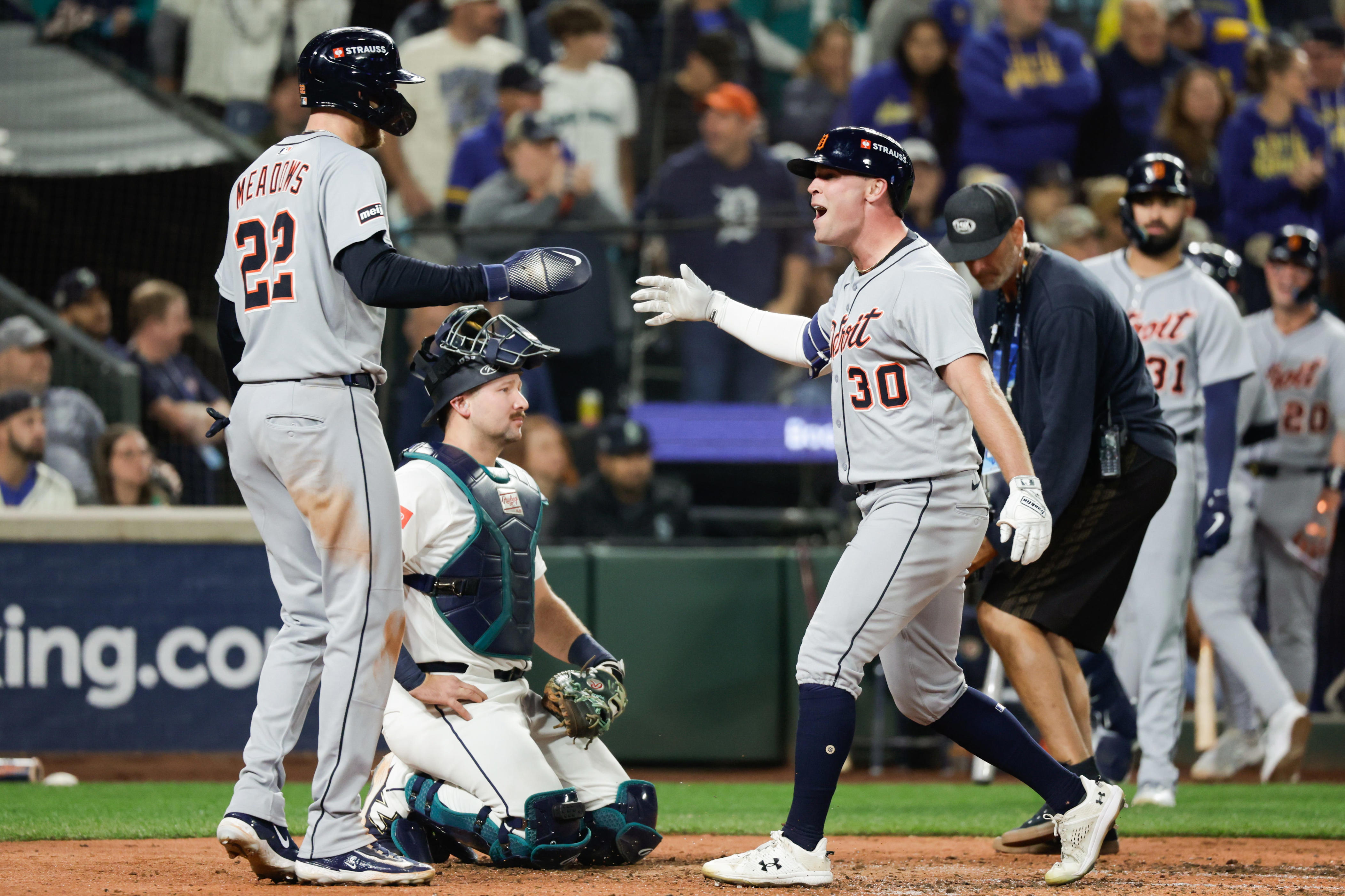 Detroit Tigers beat Seattle Mariners 3-2 in extra innings in ALDS Game 1