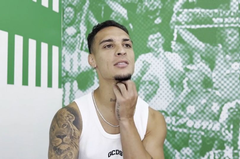 I was close to signing for Liverpool before flopping at Man Utd - I ...