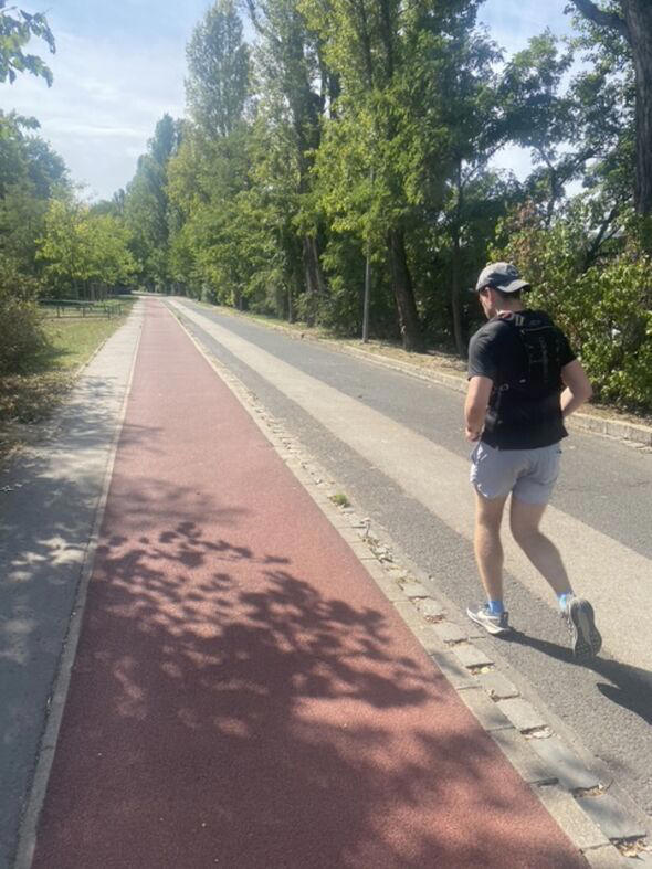 Super-human Angus eyes record books smashing 40 marathons in 40 ...