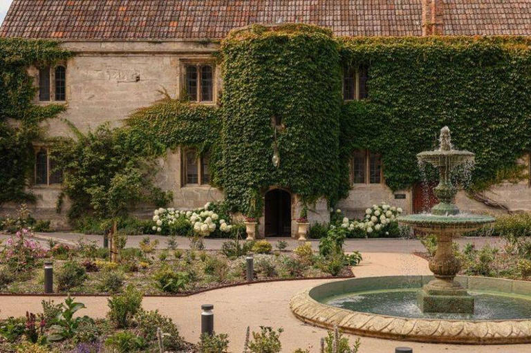 Hotel near Gloucestershire offers 'Home Alone 2 Christmas experience ...