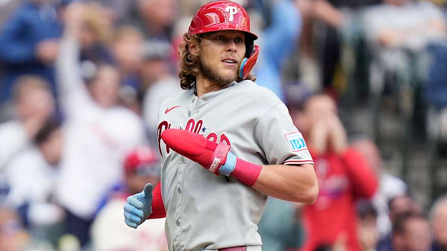 Alec Bohm’s ESPN gf Erin Dolan rocks Phillies cheerleader fit for ...
