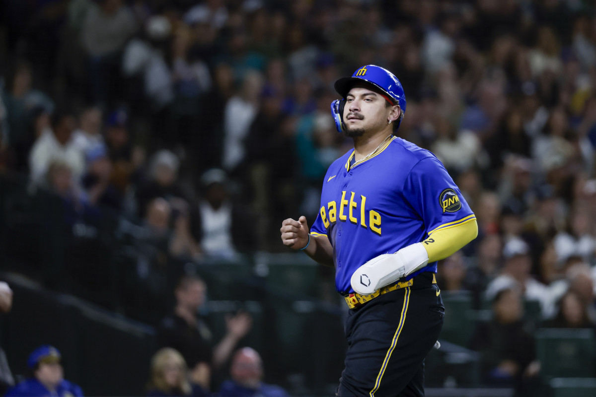 Mariners Facing Decision After Josh Naylor's Personal News