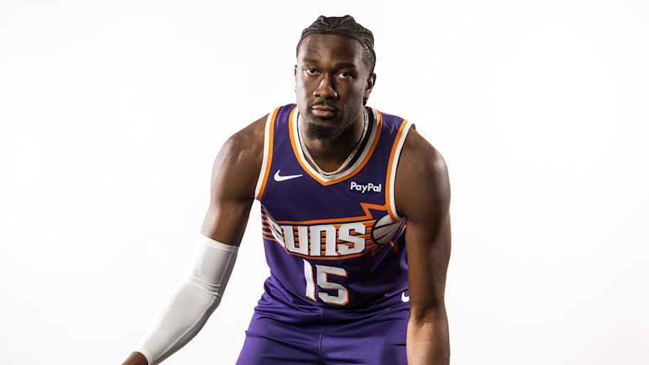 Phoenix Suns Center Vows to Play on Opening Night