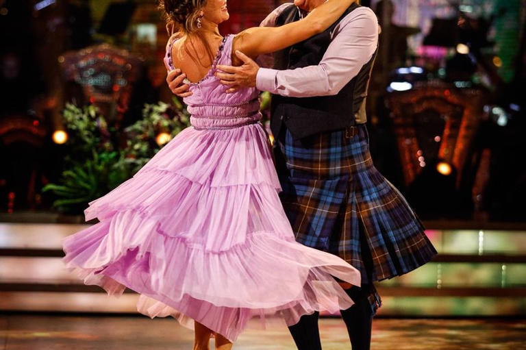 Strictly Come Dancing's Ross King breaks down in tears after heartfelt ...