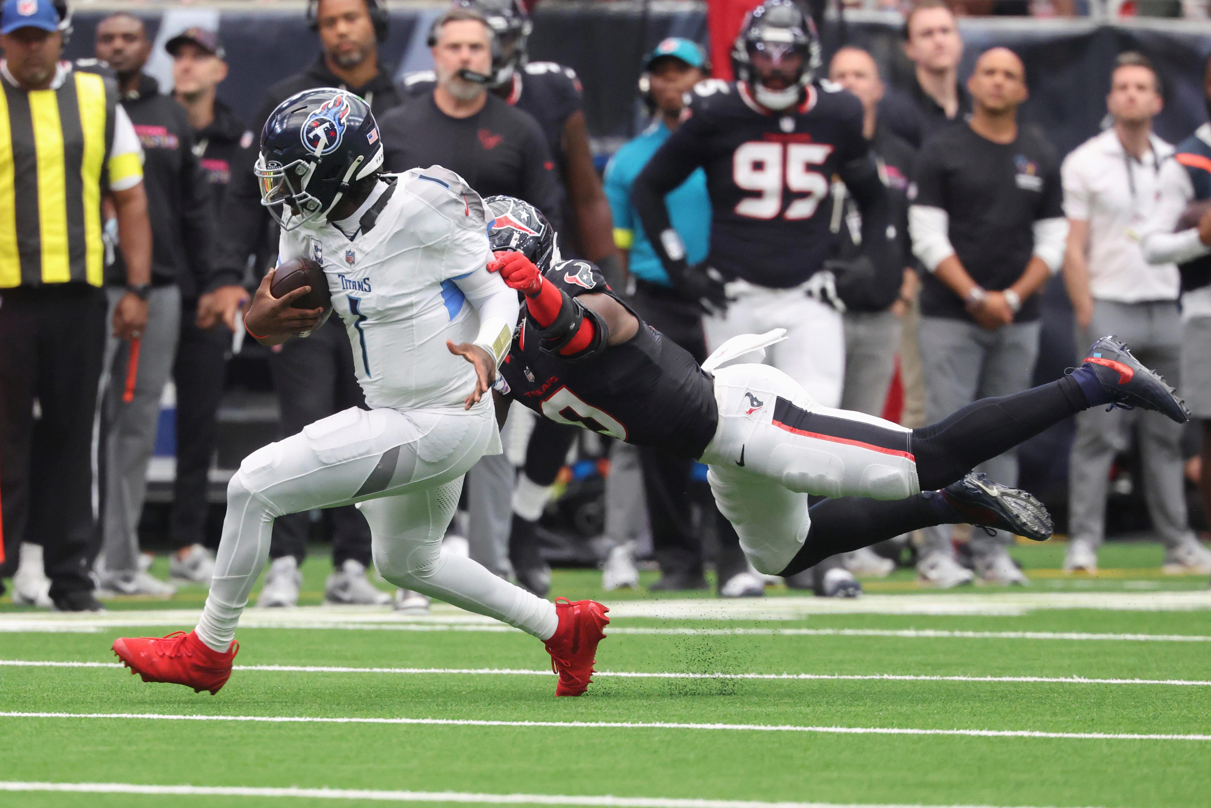 Texans LB Azeez Al-Shaair fined $17,389 for hit on Titans QB Cam Ward ...