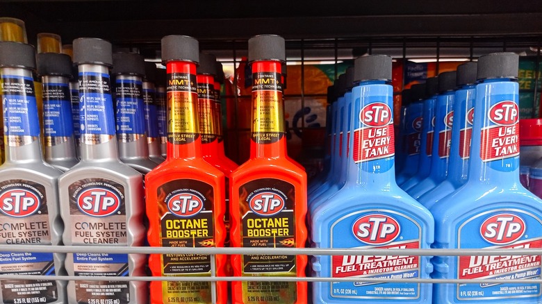 How To Clean Fuel Injectors: 5 Tips And Tricks