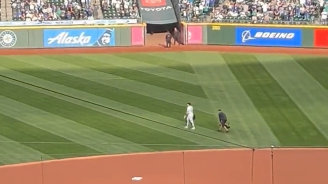 ‘The Rock' for Mariners in Game 2 vs. Tarik Skubal hosting his Seattle ...