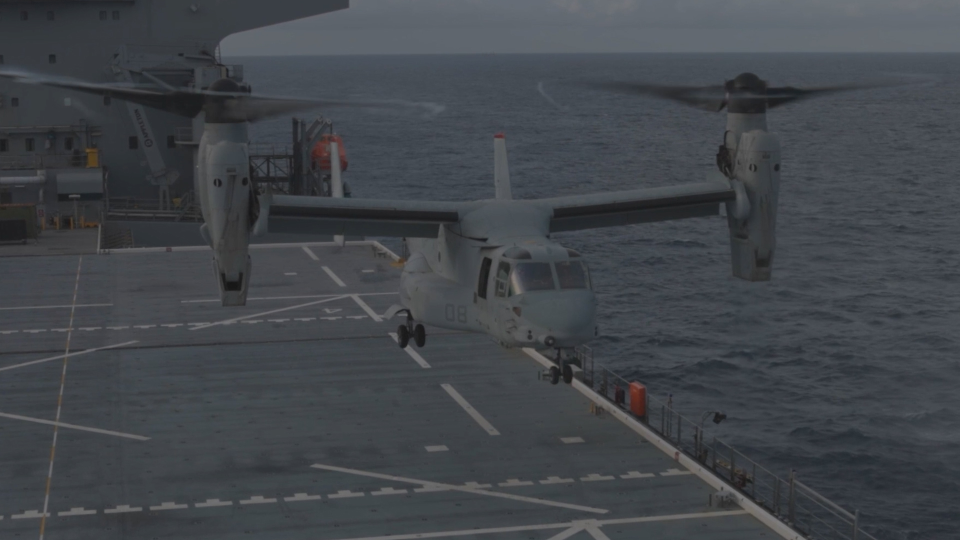 MV-22B Ospreys Show Different Maneuvers