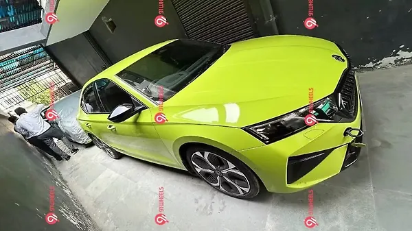 Skoda Octavia RS Spotted Ahead of Launch: Bookings to Open Tomorrow