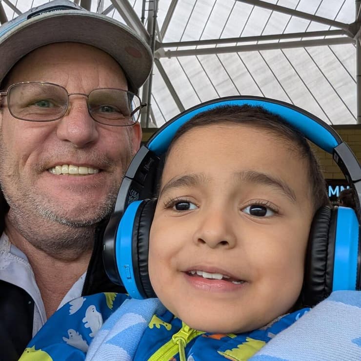 מהי התרופה לתסמיני אוטיזם שאושרה - ומדוע המומחים מטילים ספק?