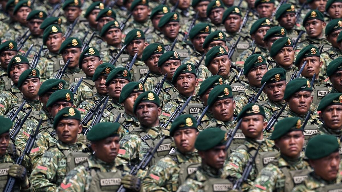 TNI Rilis Seragam Loreng Baru di HUT Ke-80, Gantikan PDL Malvinas yang Dipakai Sejak 1982