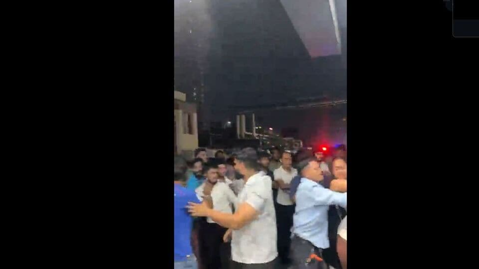 Greater Noida society clash: Fight erupts between residents, guards ...