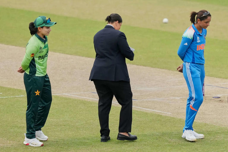 Did Pakistan ‘unfairly’ win the toss against India? Controversial call ...