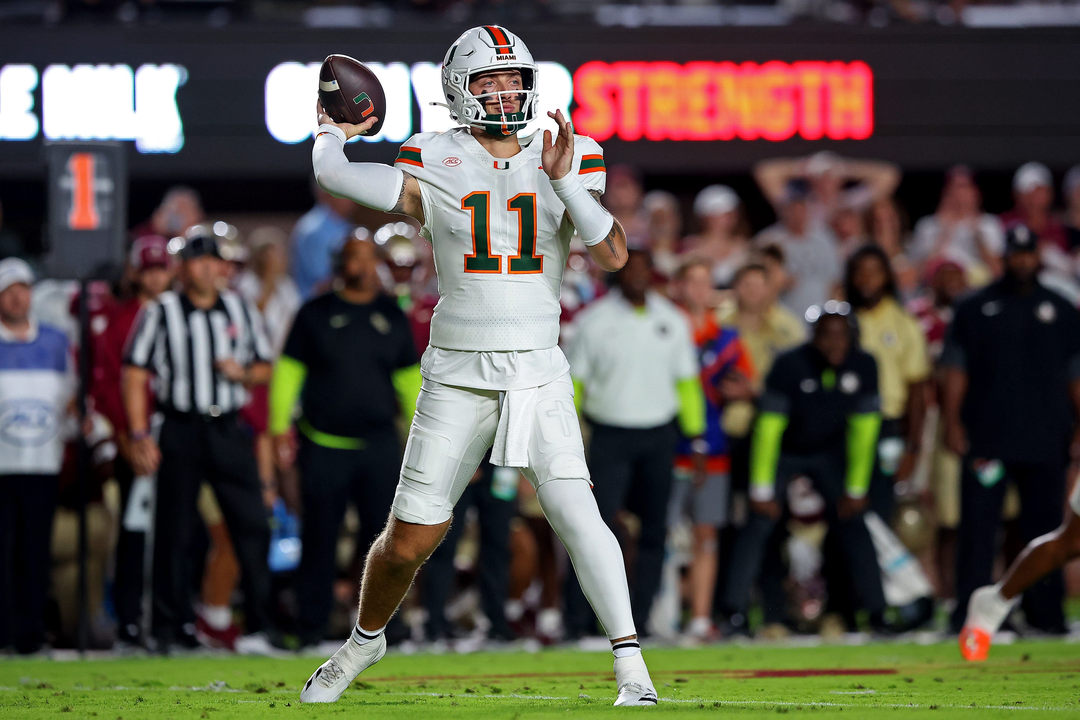 Carson Beck, Malachi Toney show why Miami Hurricanes are team to beat ...