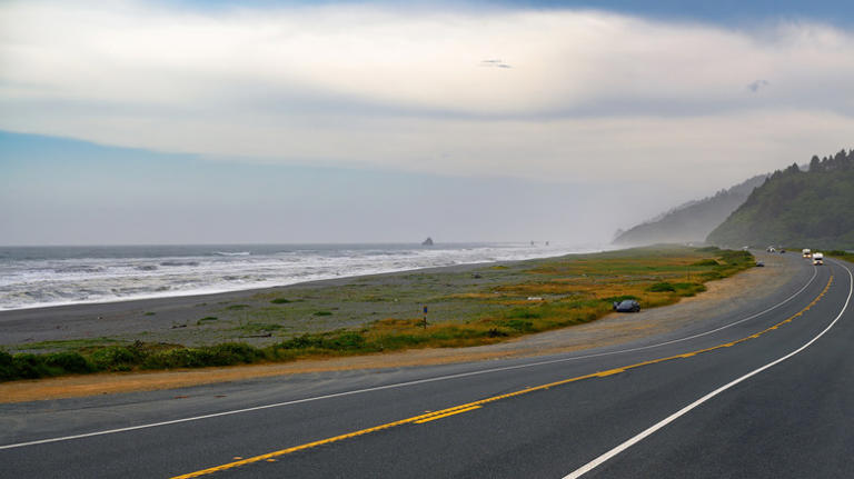 Hidden In The Heart Of California's Redwood Forest Is A Coastal Town ...