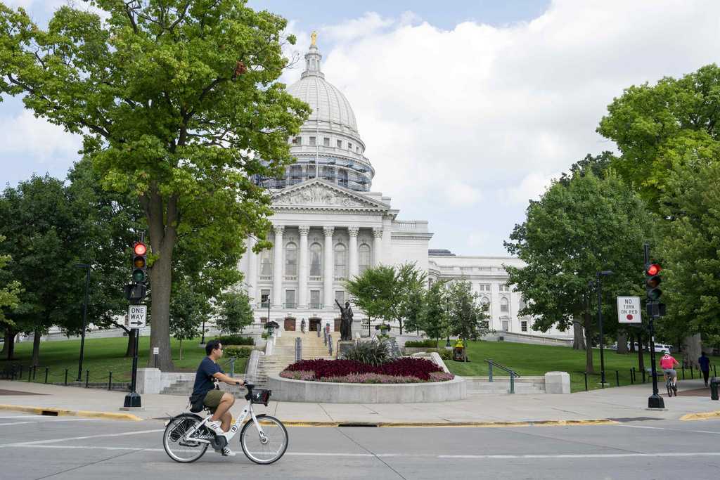 Wisconsin DOJ seeks to block voter citizenship verification order
