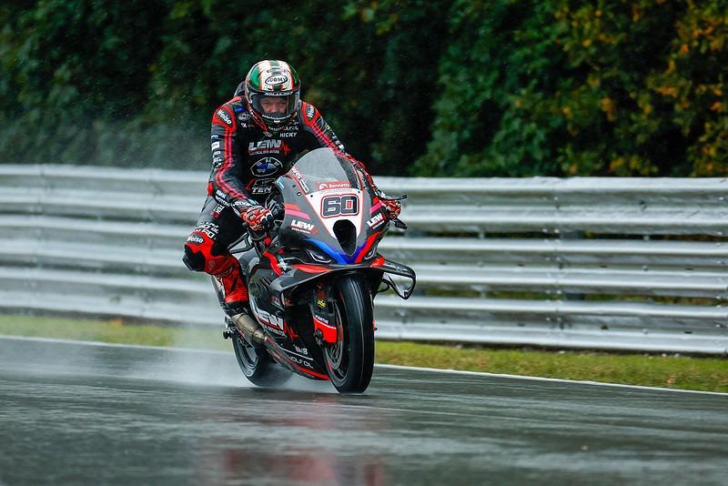Dejected Peter Hickman explains issue with 8TEN Racing BMW that led to ...