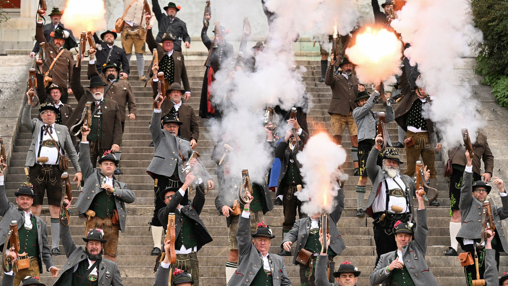 Oktoberfest-Bilanz 2025: 6,5 Millionen Besucher trinken 6,5 Millionen ...