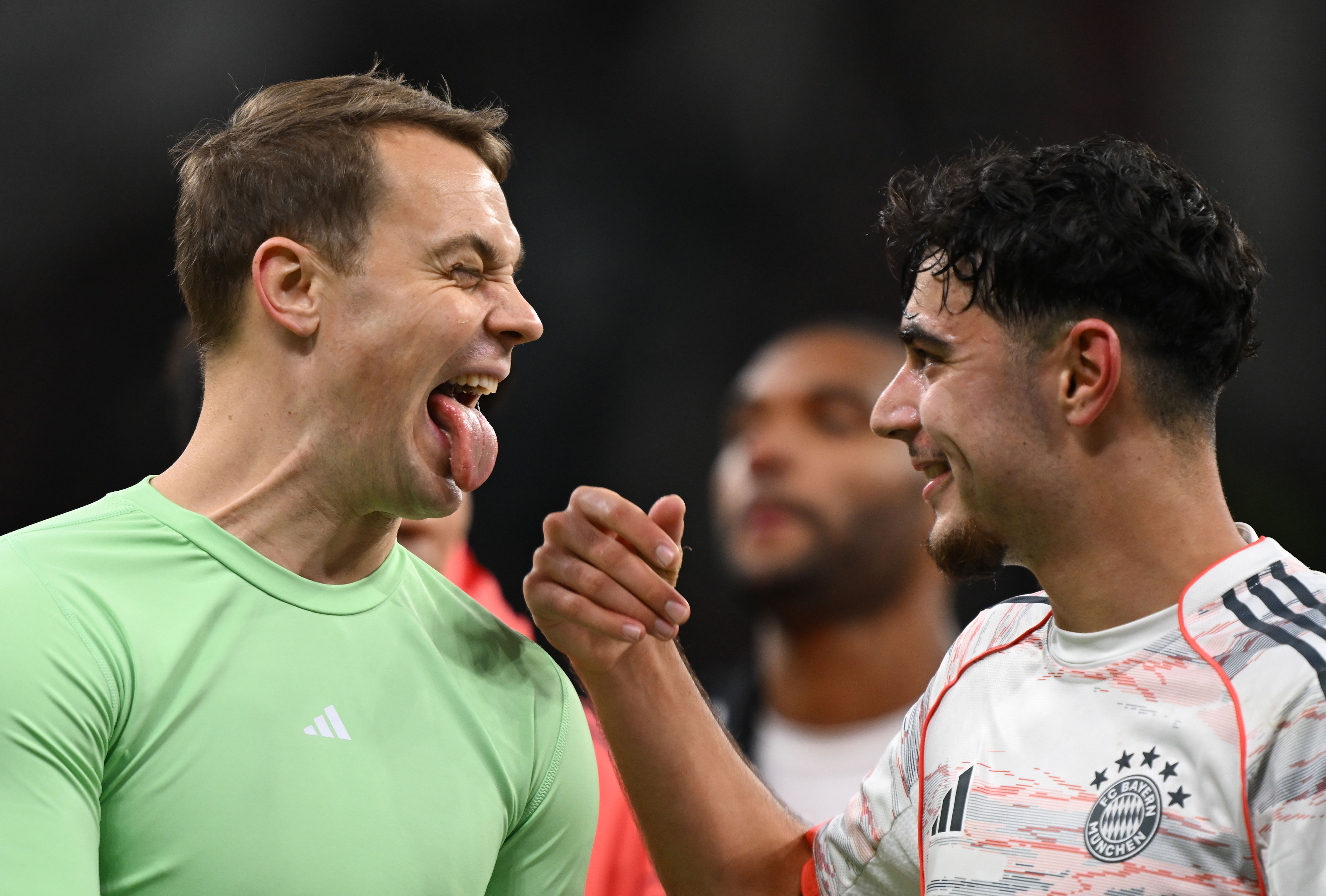 Manuel Neuer reaches 362 Bundesliga wins, equals record setter Thomas ...