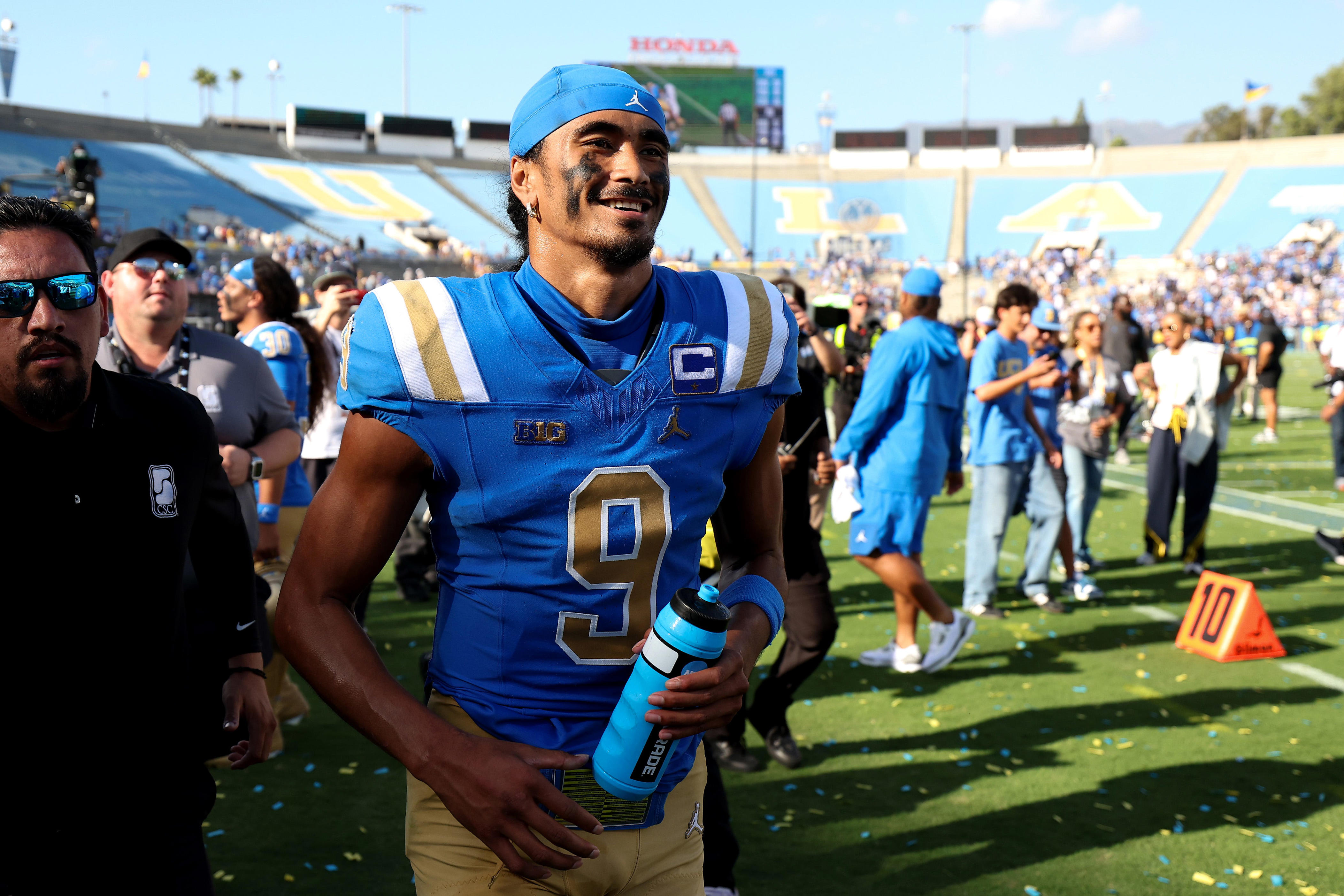 Texas needs Nico Iamaleava to transfer in, save it from Arch Manning