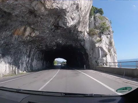 De Roma a Trieste para el primer viaje del Mercedes-Benz Clase C ...