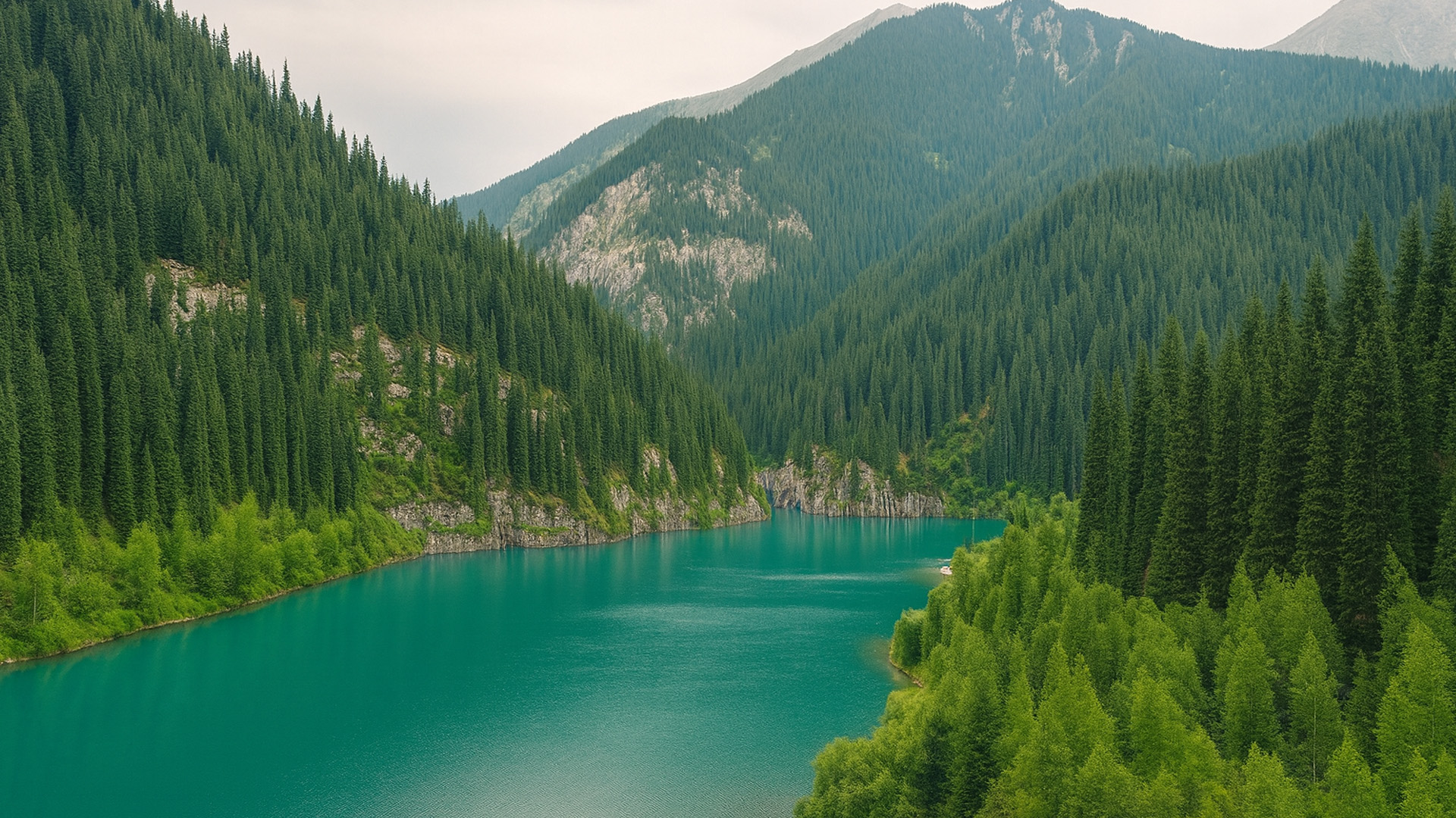 Lago Kaindy – La foresta sommersa del Kazakistan in 4K