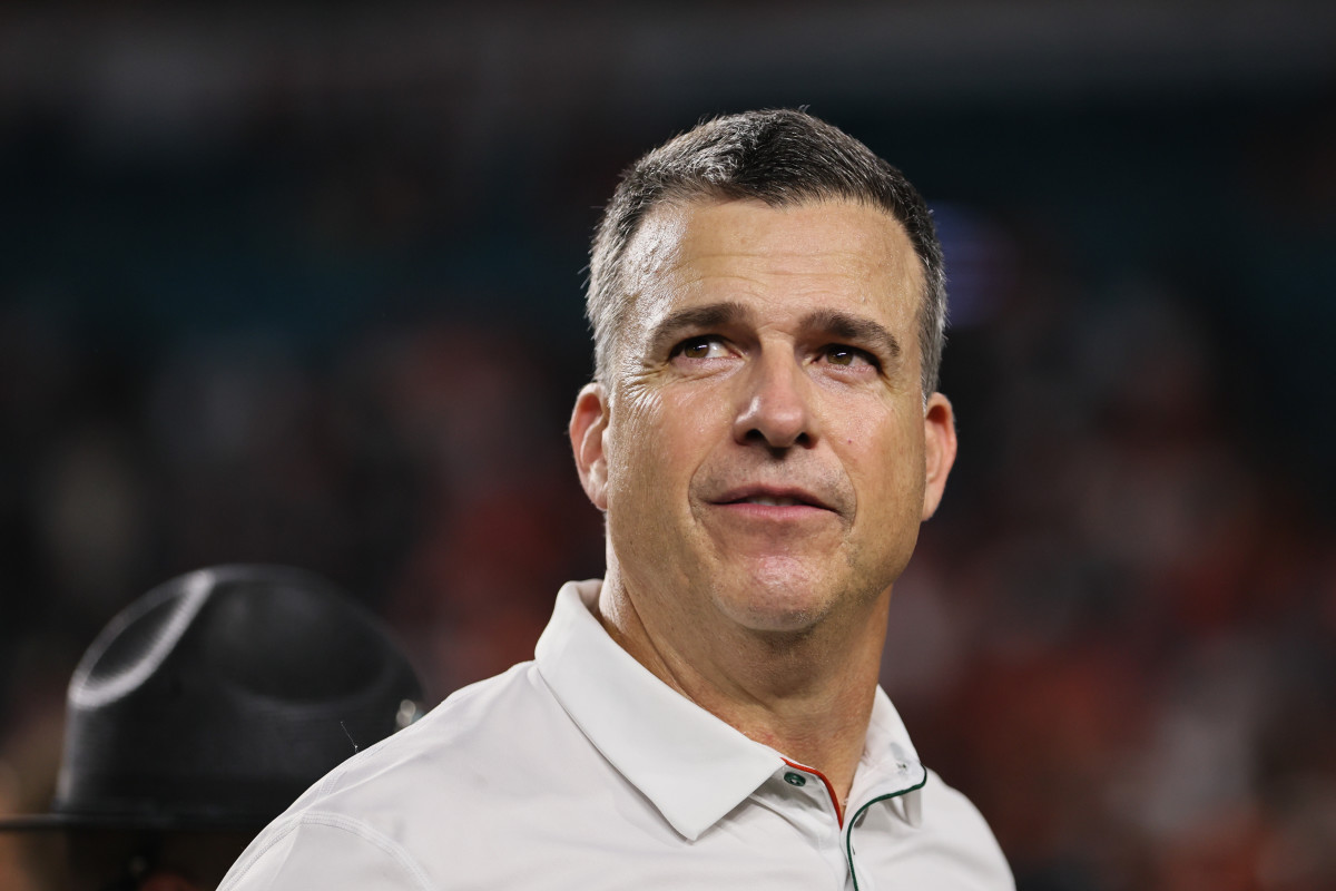 ESPN Names No. 1 in Updated Projected College Football Rankings