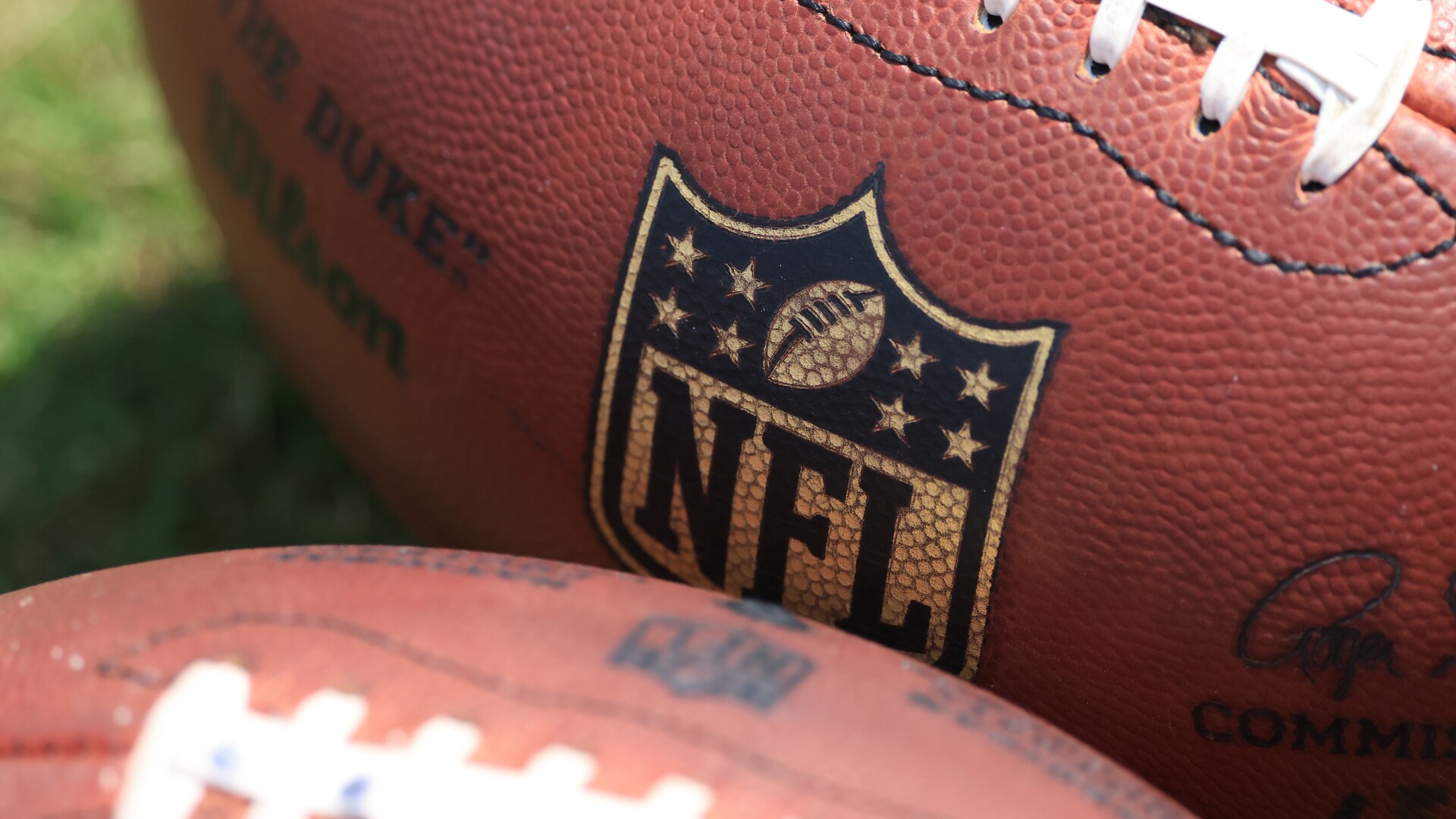 What NFL games are on today: Week 5 Sunday schedule, TV channels, live ...