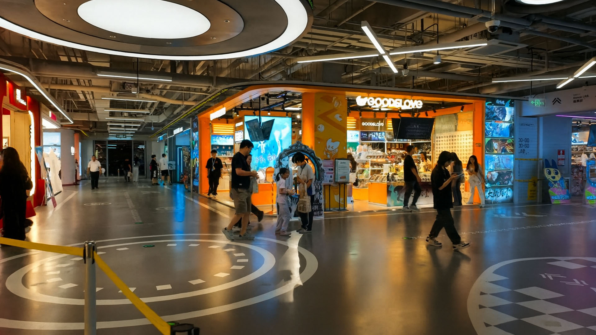 Walking in a Unique Shopping Mall – China 4K