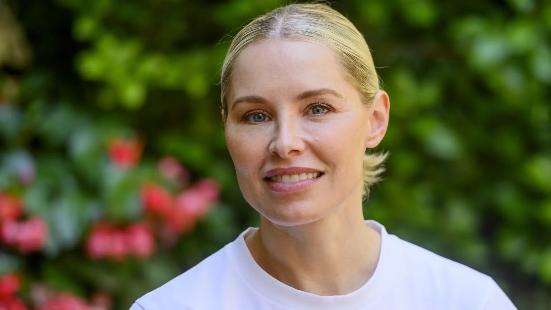 Soraya Arnelas, consternada por la muerte de Guillermo Fernández Vara ...