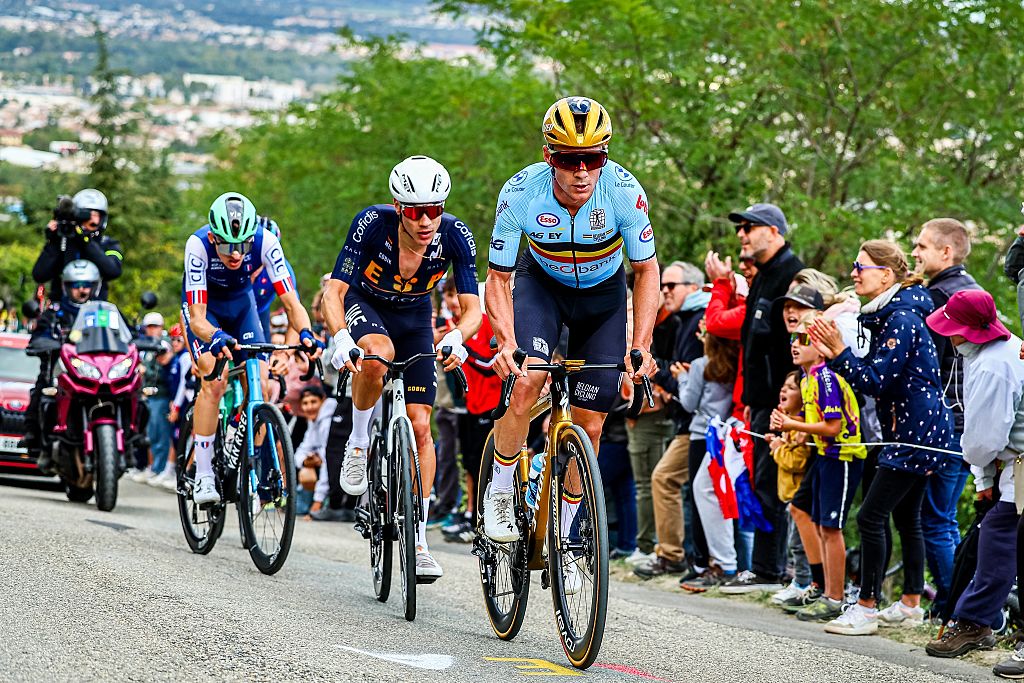 Road European Championships: Tadej Pogačar defiant, wins elite men's ...