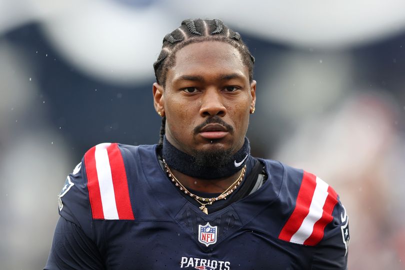 Stefon Diggs 'physically restrained' in medical tent before escaping to ...