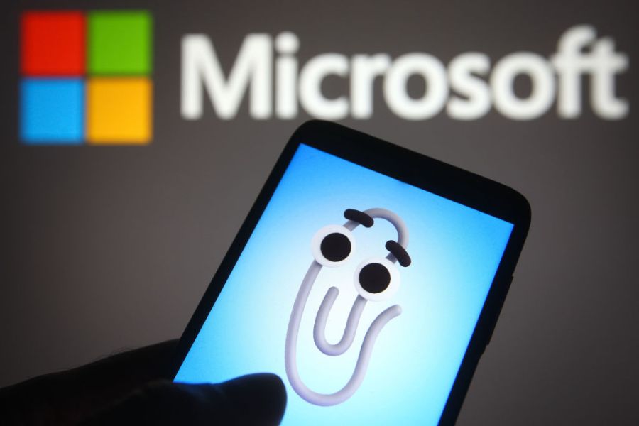 People tired of invasive tech are bringing back Clippy