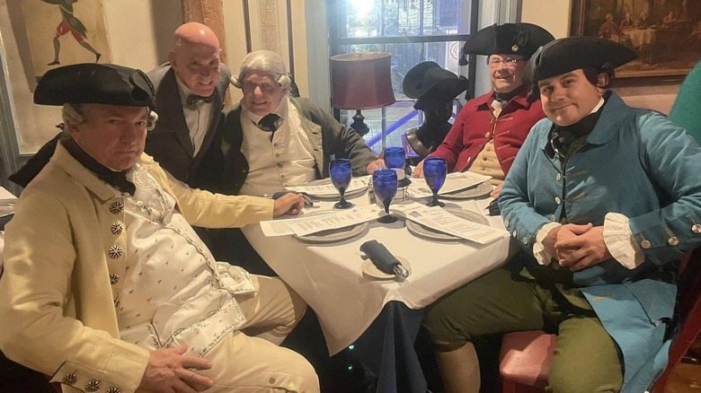 New York's Oldest Restaurant Has Been Serving Meals Since Colonial Times