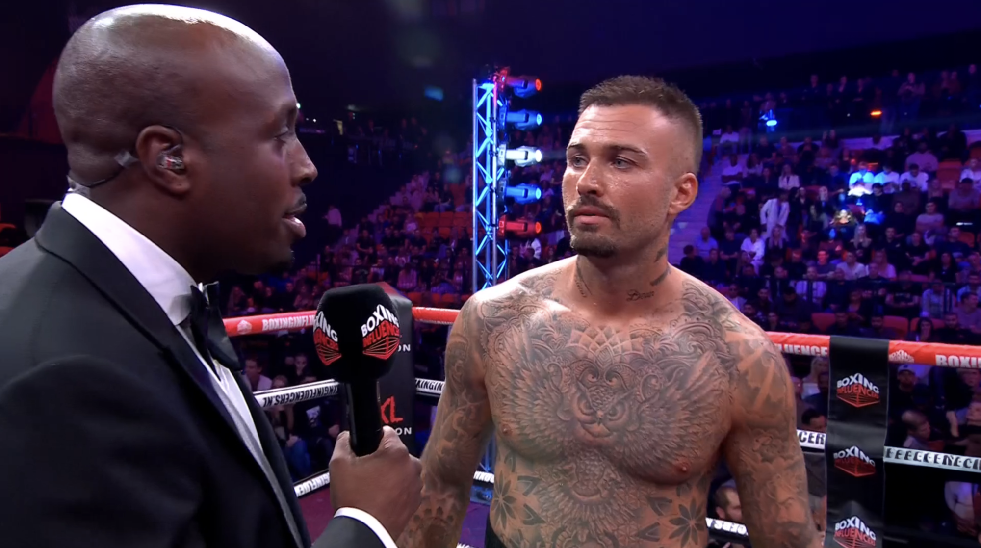 Dave Roelvink slaat Ezkimo binnen een paar seconden knock-out in Boxing Influencers