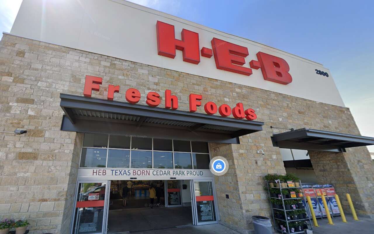 H-E-B reinvests in surging TX town as $1.75M rival takes shape