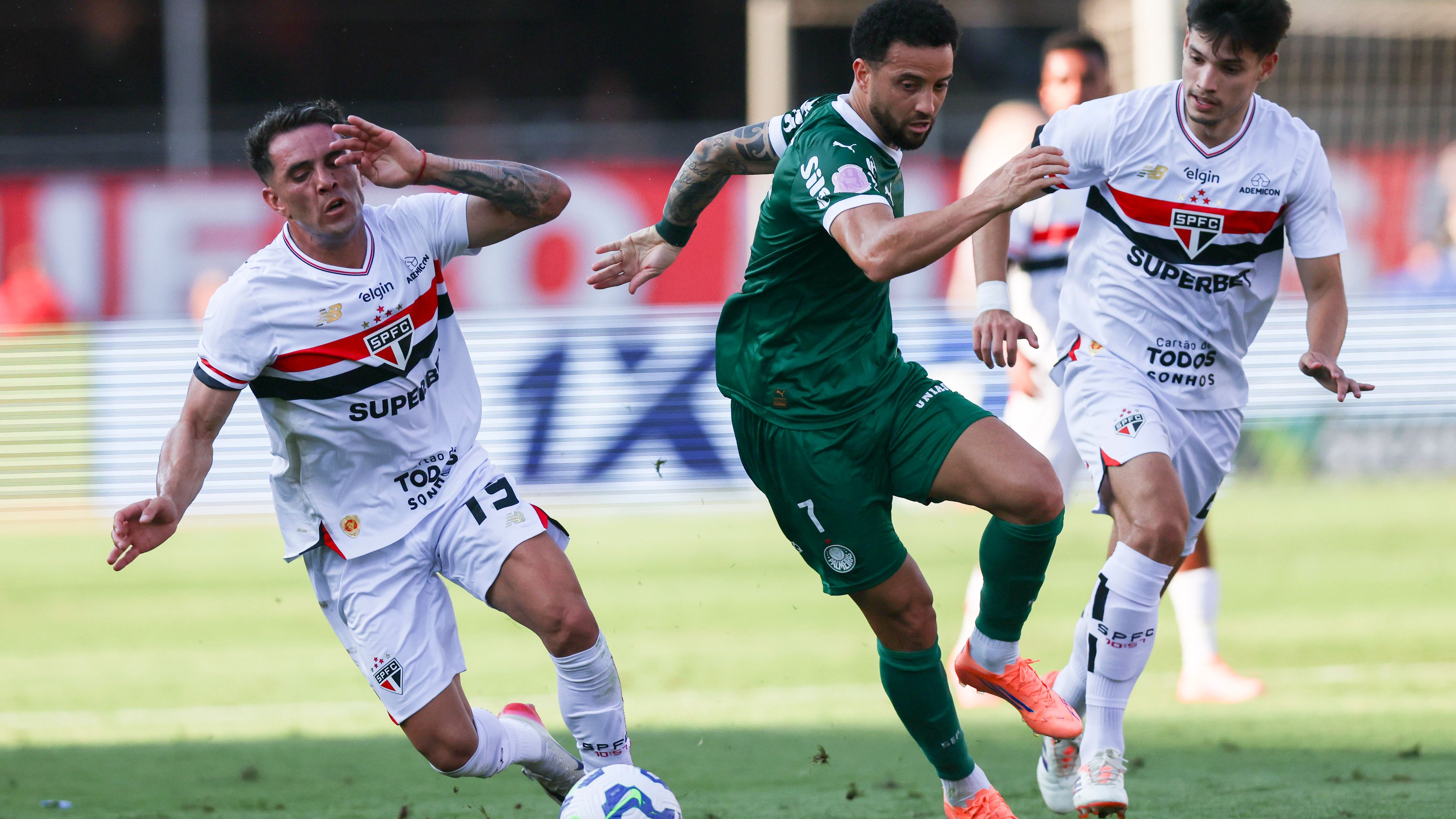 São Paulo x Palmeiras: quem venceu mais vezes o Choque-Rei?