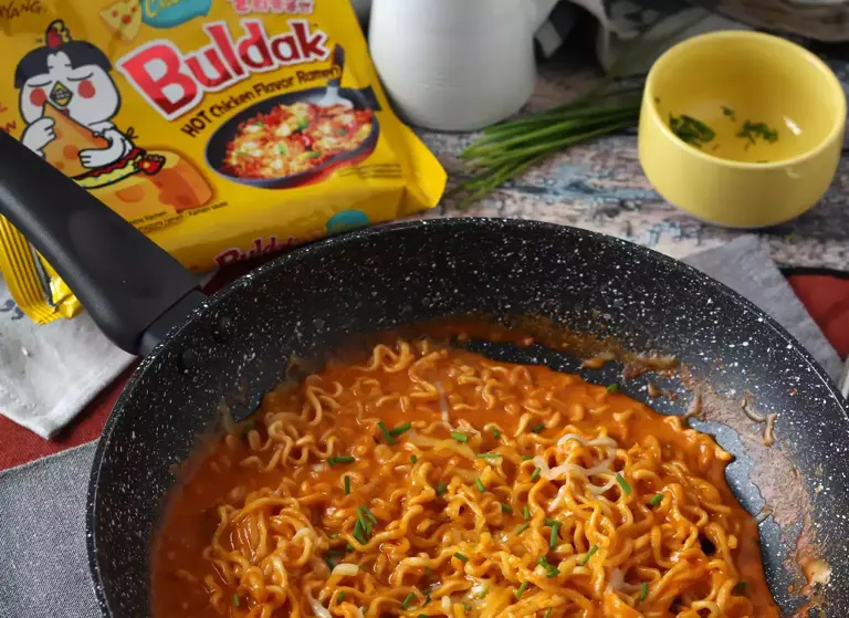 How to cook buldak cheese flavor ramen? the best recipe!